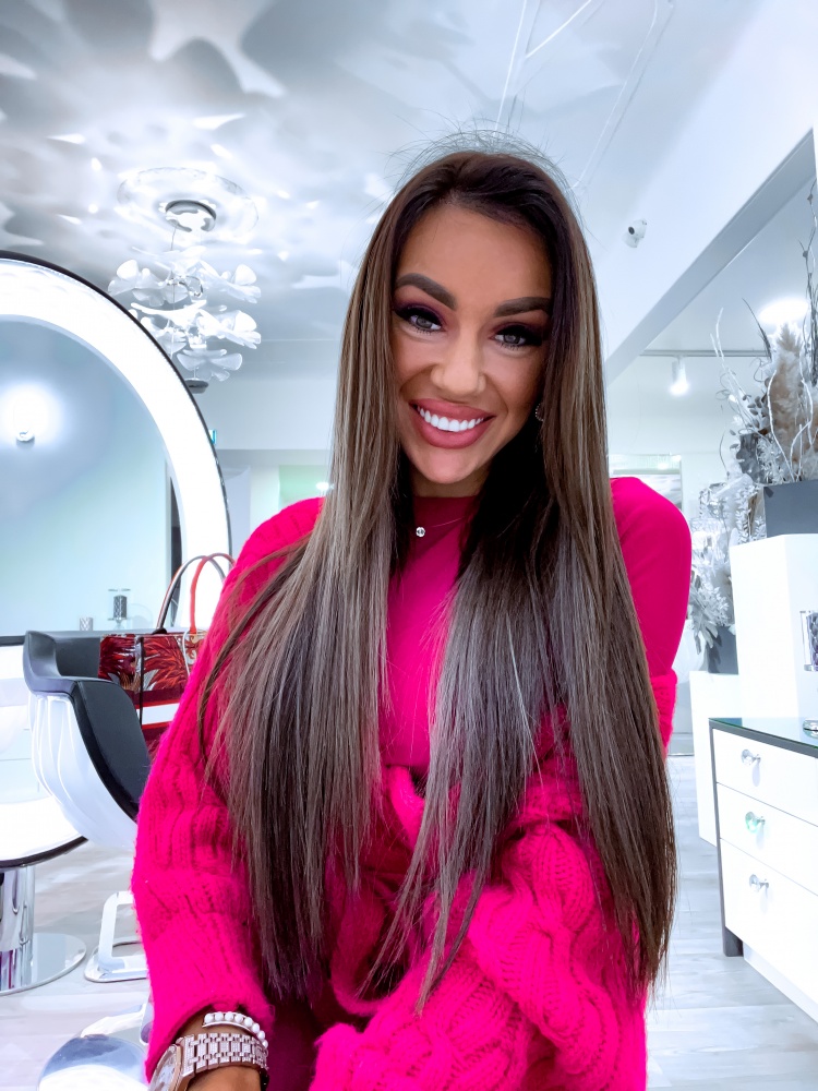 Elīna Didrihsone - MELLA.lv - matu pieaudzēšanas centrs